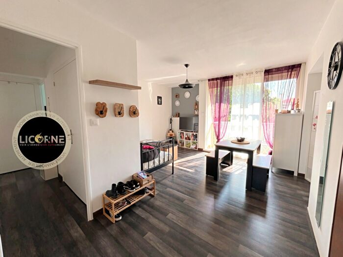 Appartement 4 pièces à Vitrolles, Centre-ville, Roucas, Les Pins, Le Liourat, à vendre