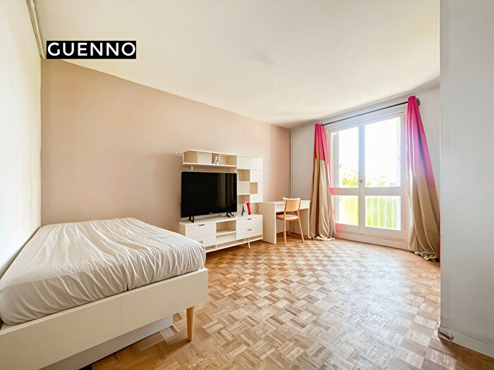 Appartement à vendre - Quartiers Nord-Ouest, Villejean - 6 pièces - 6 chambres