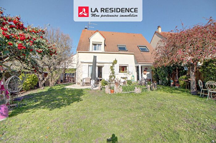 Maison à vendre - Triel-sur-Seine - 6 pièces - 4 chambres