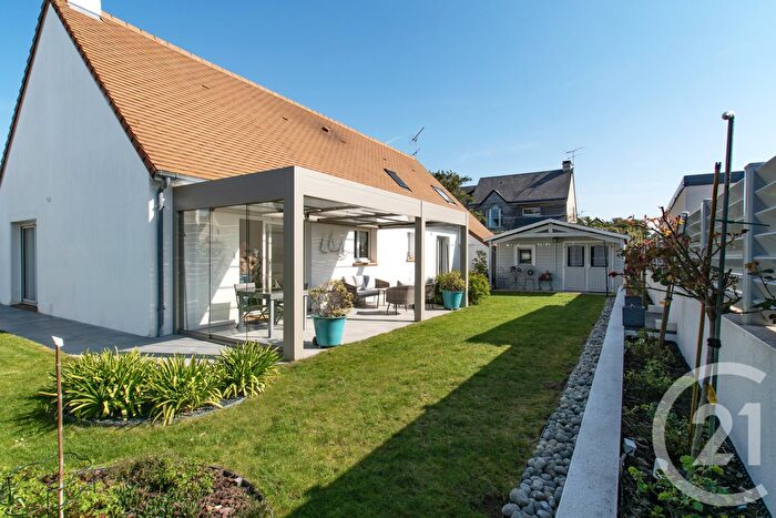 Maison à vendre - Agon-Coutainville - 6 pièces - 4 chambres