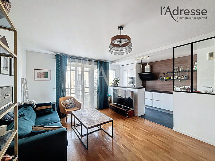 Appartement 3 pièces à vendre à Suresnes, Carnot, Gambetta