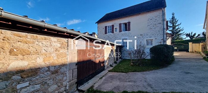 Maison à vendre - Turenne - 6 pièces - 4 chambres