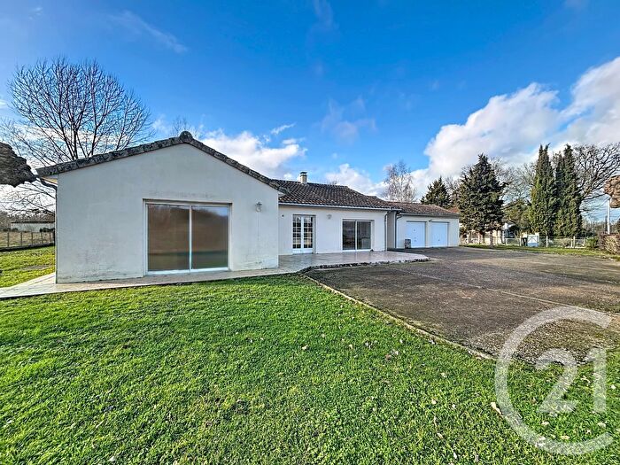 Maison à vendre - Montpon-Ménestérol - 5 pièces - 3 chambres