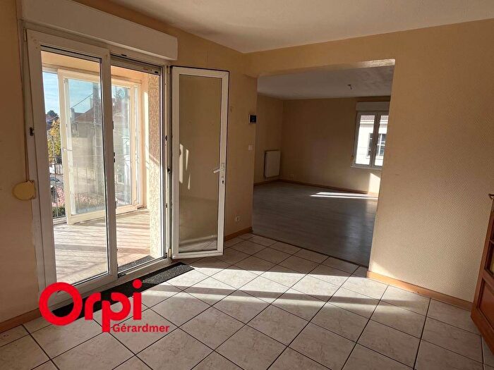 Appartement à louer - Bruyères - 5 pièces - 4 chambres