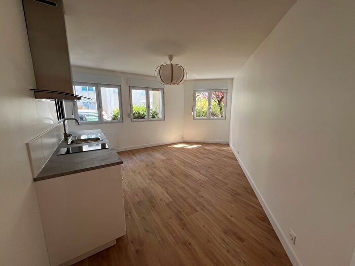 Appartement 1 pièce à Nantes, Saint-Clément, Jardin des plantes, Caserne Lamoricière, à louer
