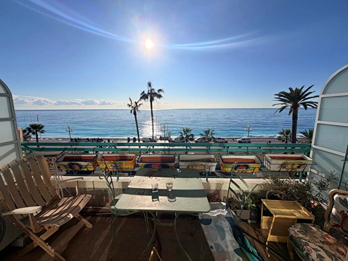 Appartement à vendre - Nice, Carré dor - 1 pièce