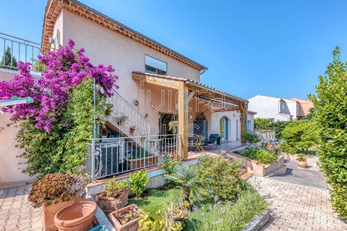 Maison à vendre - Fréjus, Saint-Aygulf - 6 pièces - 1 chambre