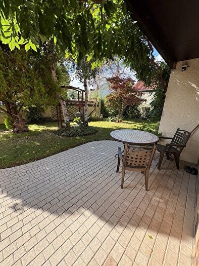 Maison à vendre - Châteaufort - 9 pièces - 3 chambres