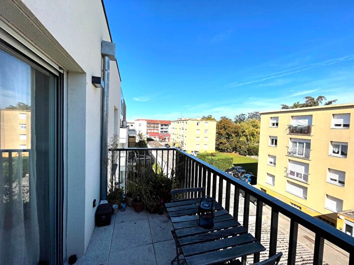 Appartement à vendre - Décines-Charpieu, La Soie Montaberlet - 2 pièces - 1 chambre