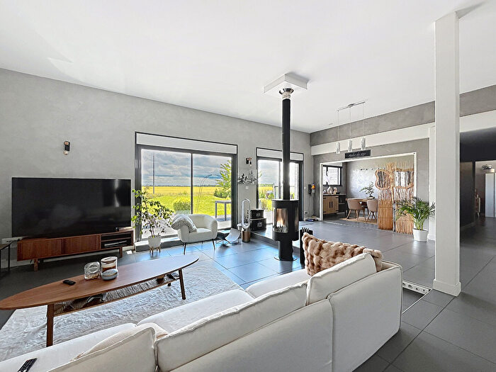 Rozières-en-Beauce - Maison 9 pièces à vendre