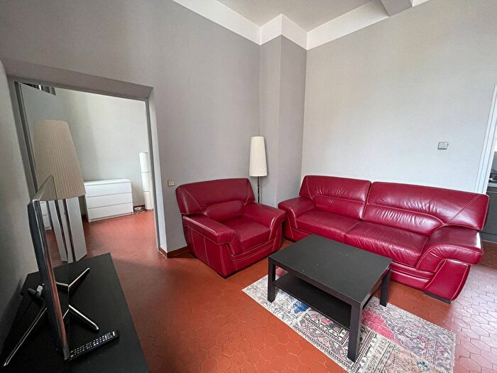 Appartement à louer - Centre Ville, Aix-en-Provence - 2 pièces - 1 chambre