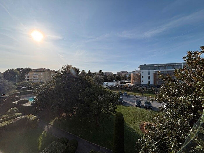 Appartement à louer - Antibes, Rabiac, Carriat, Les Semboules, Les Brusquets - 1 pièce