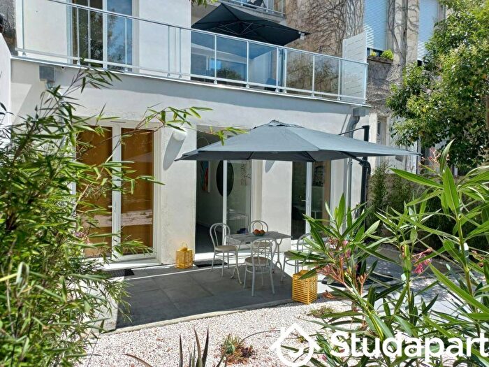 Appartement à louer - Bordeaux Sud - 1 pièce - 3 chambres