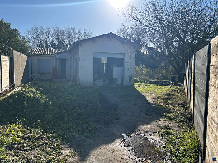 Saint-Georges-de-Didonne, Vallières - Maison 1 pièce à vendre