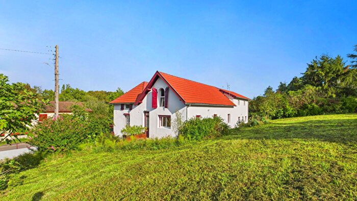 Maison à vendre - Salies-de-Béarn - 10 pièces - 6 chambres