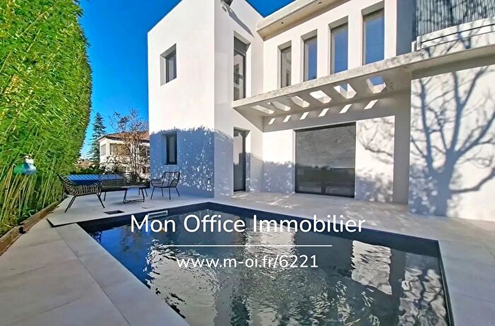 Maison à vendre - Aix-en-Provence, Centre-ville - 7 pièces - 5 chambres