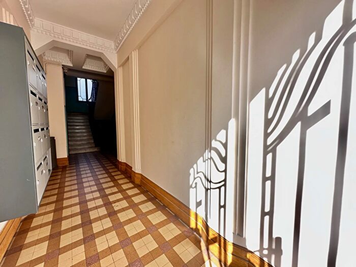 Appartement à vendre - Nice, Pasteur - 2 pièces - 1 chambre