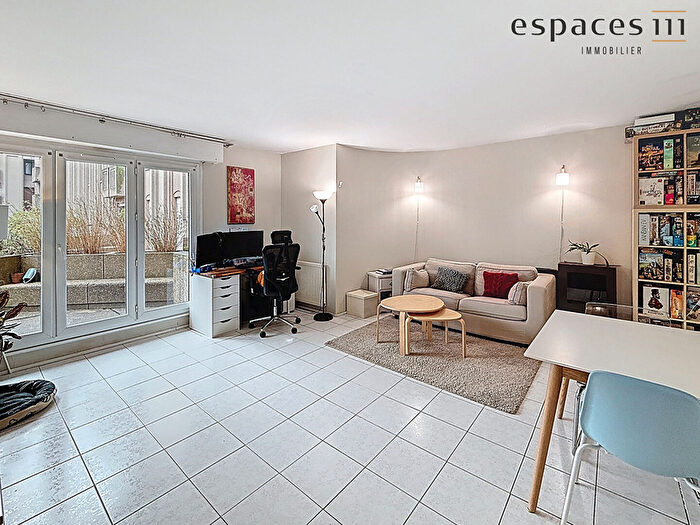 Appartement à vendre - Montigny-le-Bretonneux, La Sourderie Sud - 3 pièces - 2 chambres