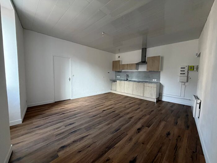 Appartement à louer - Lodève - 3 pièces - 2 chambres