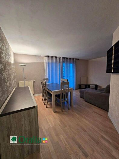 Appartement à louer - Faubourg de lArche, Courbevoie - 2 pièces - 1 chambre