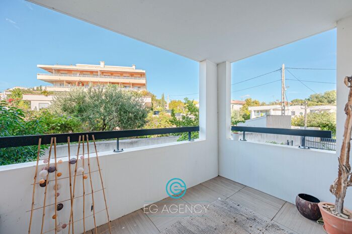 Appartement à vendre - Marseille e , Vielle Chapelle - 2 pièces - 1 chambre