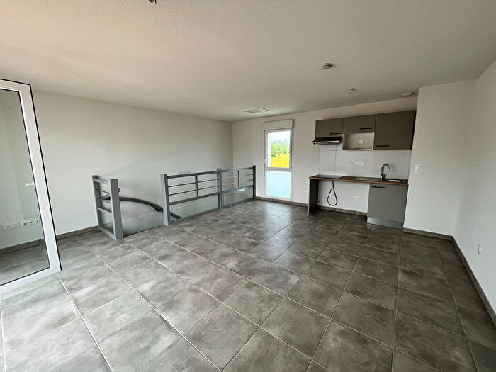 Appartement à louer - Villeneuve-Tolosane - 3 pièces - 2 chambres