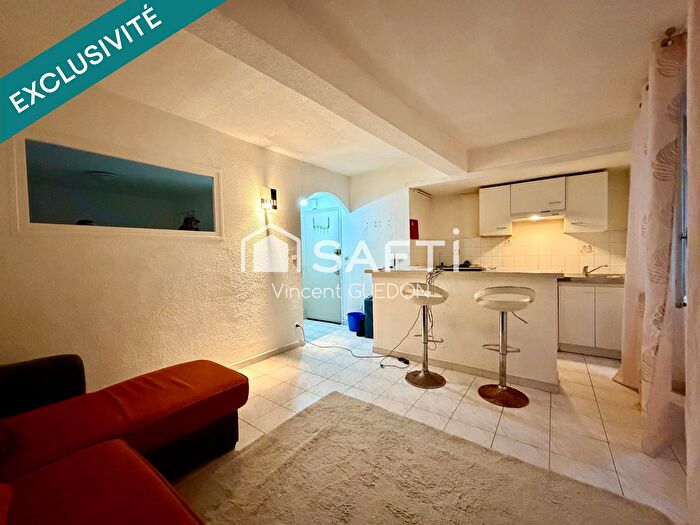 Appartement à vendre - Perpignan, Saint-Matthieu - 2 pièces - 1 chambre