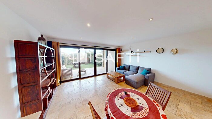 Appartement à vendre - Roquebrune-sur-Argens, Les Issambres, La Vigie, Les Dolmens, Plages, Calanques - 3 pièces - 2 chambres