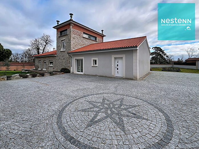 Maison à vendre - Montbrison, Moingt - 9 pièces - 4 chambres