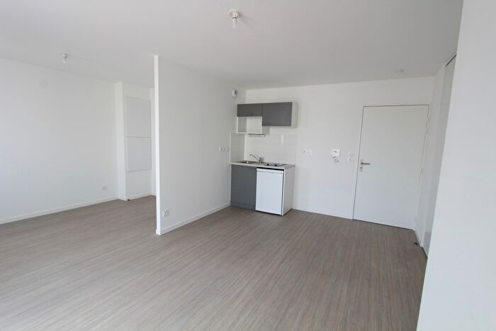 Appartement 1 pièce à louer - Saint-Nazaire, Nord