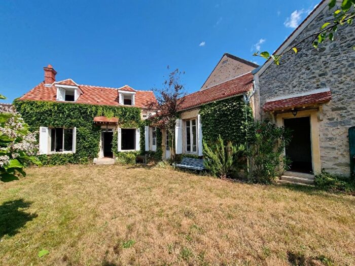 Maison 4 pièces à Milly-la-Forêt, à vendre