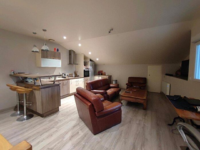 Bornel : Appartement 2 pièces à louer