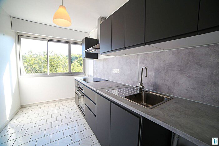 Appartement 3 pièces à louer - Saint Marc-Croix de Pierre-Saint Nicaise, Rouen