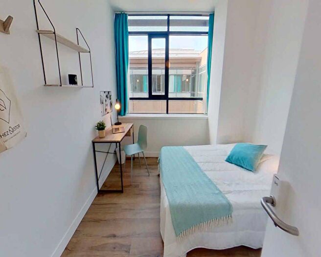 Appartement 11 pièces à louer - Garches