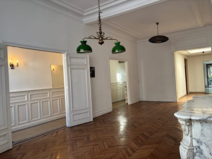 Maison 7 pièces à Mons-en-Barul, Haut de Mons, à vendre