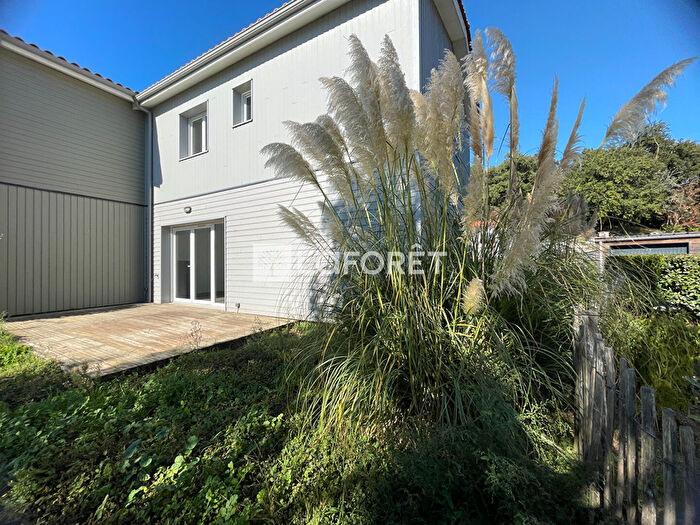 Maison à vendre - Saint-Palais-sur-Mer - 4 pièces - 3 chambres