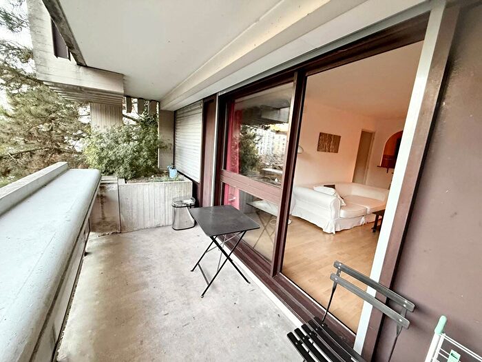 Appartement à louer - Allies-Clos dOr, Grenoble - 2 pièces - 1 chambre