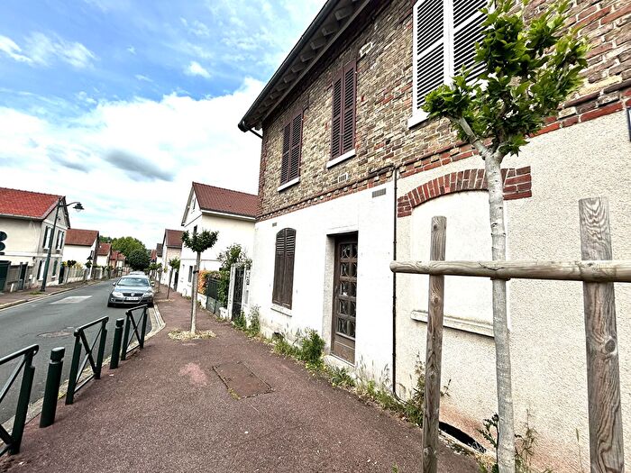 Appartement à vendre - Noisiel, Ville ancienne - 3 pièces - 2 chambres