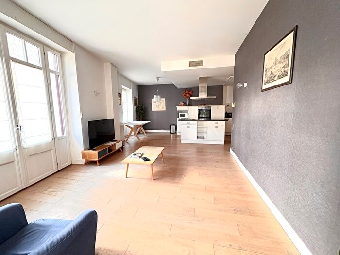 Appartement à vendre - Saint-Jean-de-Luz, Centre-ville - 3 pièces - 2 chambres