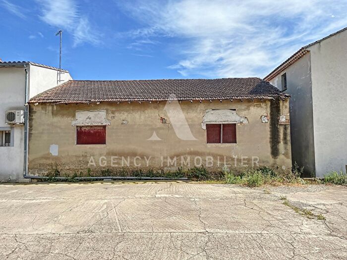 Maison à vendre - Cabannes - 1 pièce