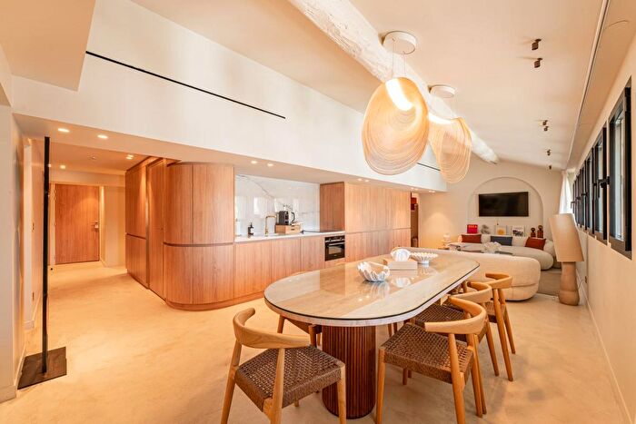 Appartement 4 pièces à Marseille 1er, Opéra, à vendre