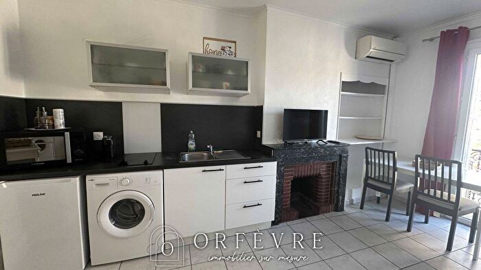 Appartement à louer - Castelnau-Centre Ville, Castelnau-le-Lez - 2 pièces - 1 chambre