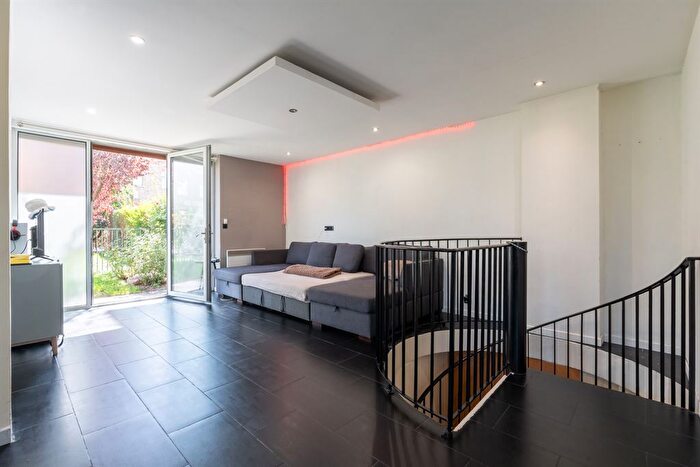 Colombes, Henri Martin Estienne d'Orves : Appartement 5 pièces à vendre