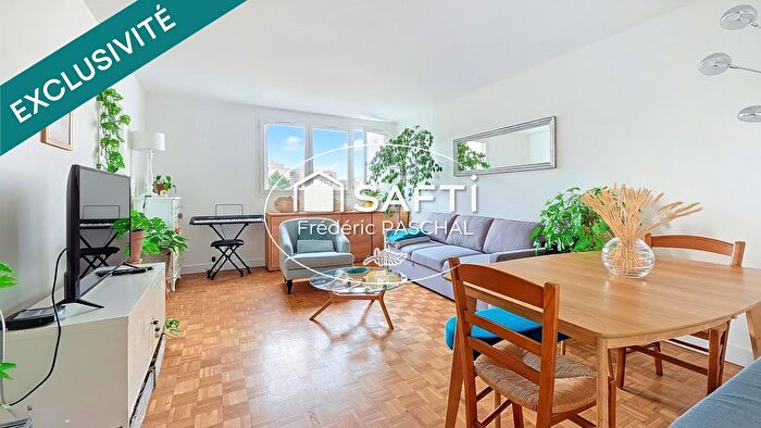 Appartement à vendre - Rueil-Malmaison, Mazurieres - 3 pièces - 2 chambres