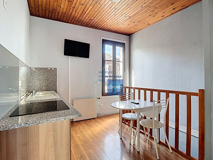 Creil, Rive gauche : Appartement 2 pièces à louer