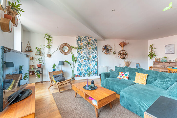 Appartement 3 pièces à vendre - Villeurbanne, Charmettes