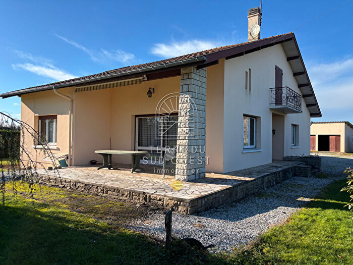 Maison à vendre - Pomarez - 8 pièces - 6 chambres