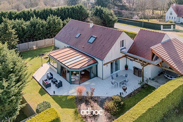 Maison à vendre - Châteauneuf-sur-Loire - 7 pièces - 5 chambres