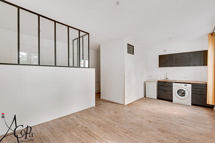 Appartement à vendre - Paris e , La Chapelle, Marx Dormoy - 2 pièces - 1 chambre