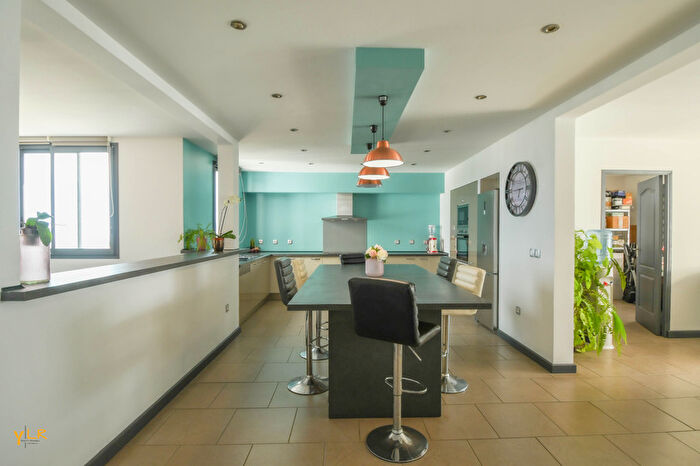 Appartement à vendre - Saint-Louis, La Rivière, Ouaki - 5 pièces - 4 chambres